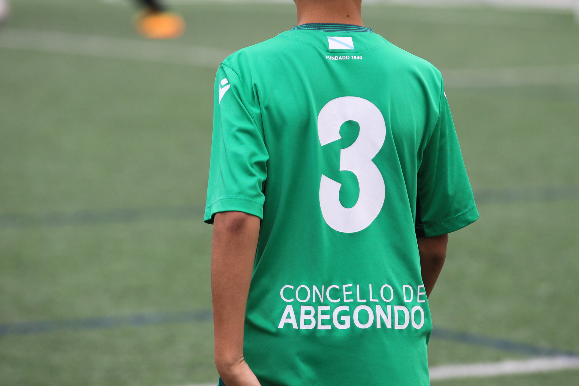 Un solitario gol del ED Val Miñor Nigrán condena al San Tirso SD ...