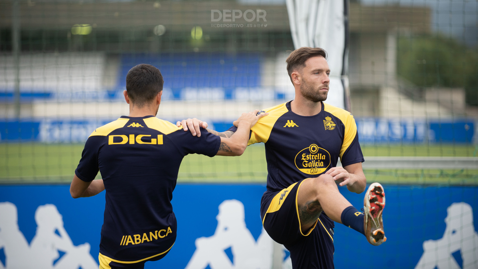 Primer entrenamiento de Jose Ángel con el Dépor, esta mañana en ...