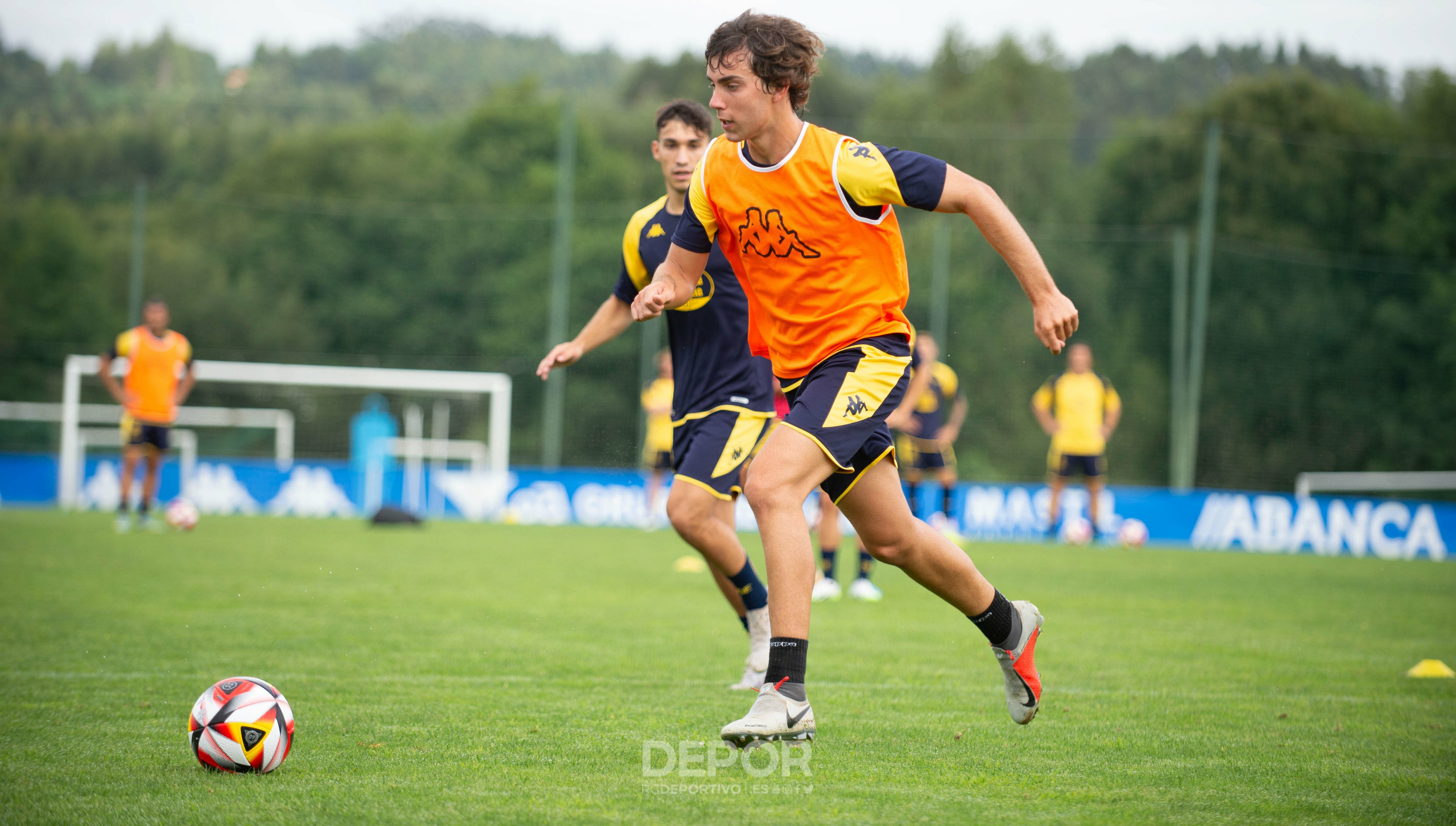 Sesión vespertina de activación en el Dépor | RCDeportivo | Página ...