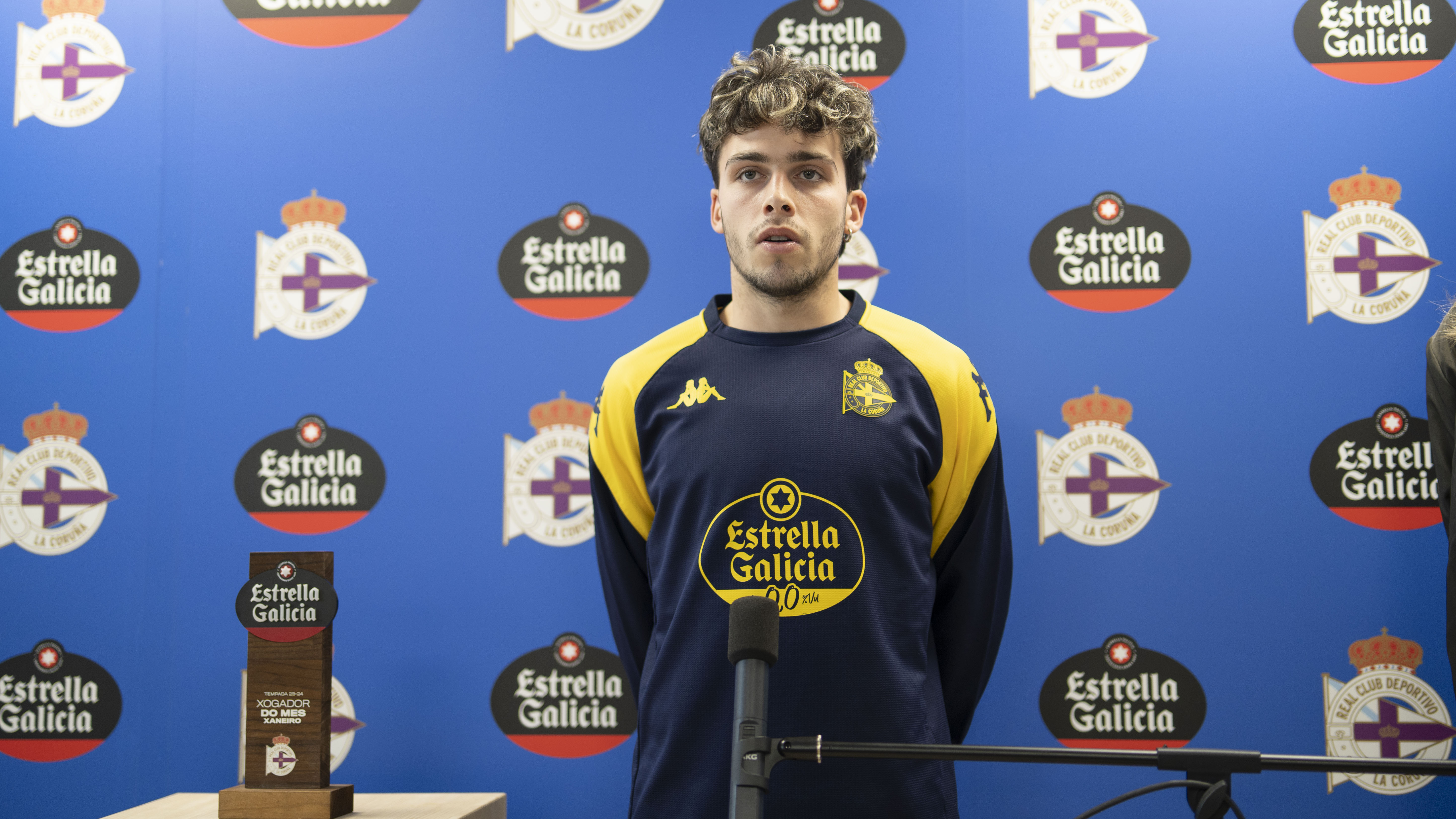 David Mella, al recoger el Premio Estrella Galicia, desvela que "mis ...