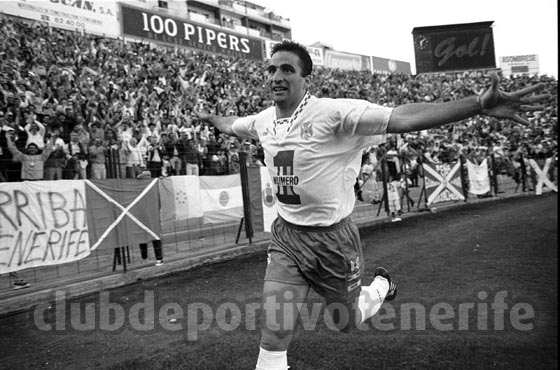 Juan Antonio Pizzi, nuevo entrenador del Santiago Morning | CD Tenerife ...