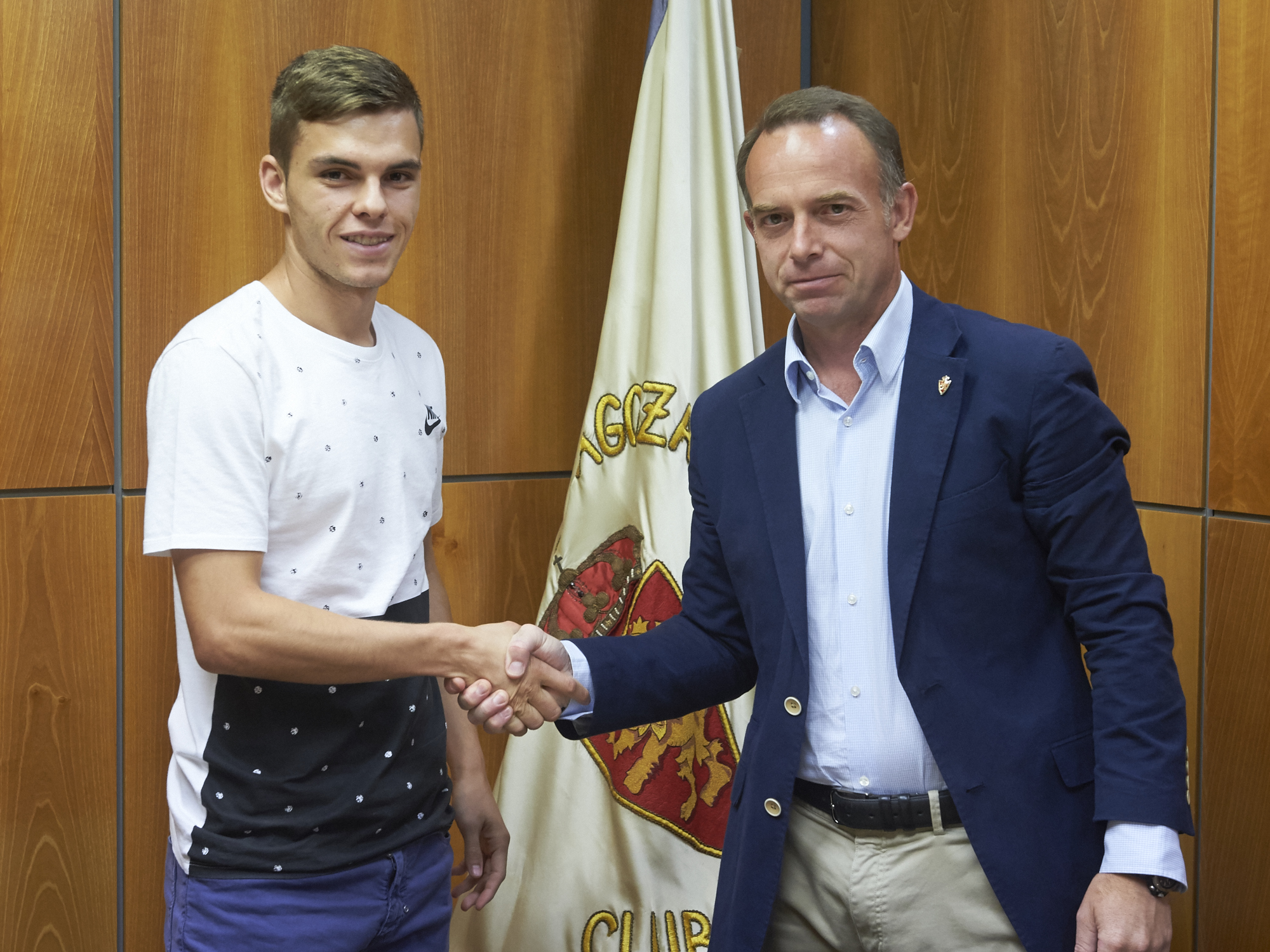 El centrocampista Aleix Febas, nuevo jugador del Real Zaragoza | Real ...