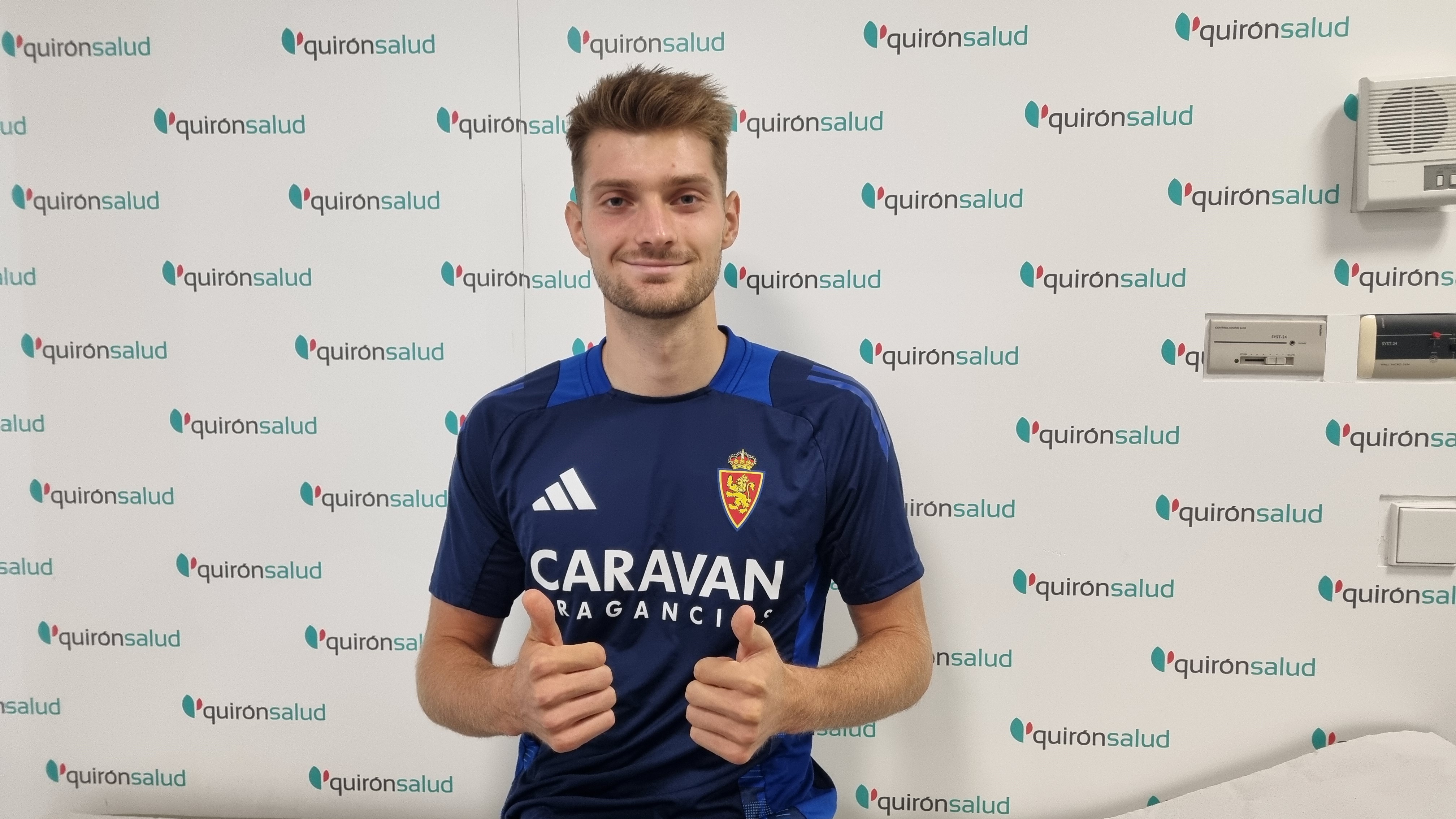 El último fichaje del Real Zaragoza, Sebastian Kóša, ya se ha sometido ...